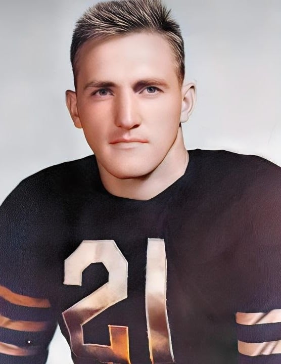 Dan Fortmann Hall Of Fame NFL | SPORTS TEAM HISTORY