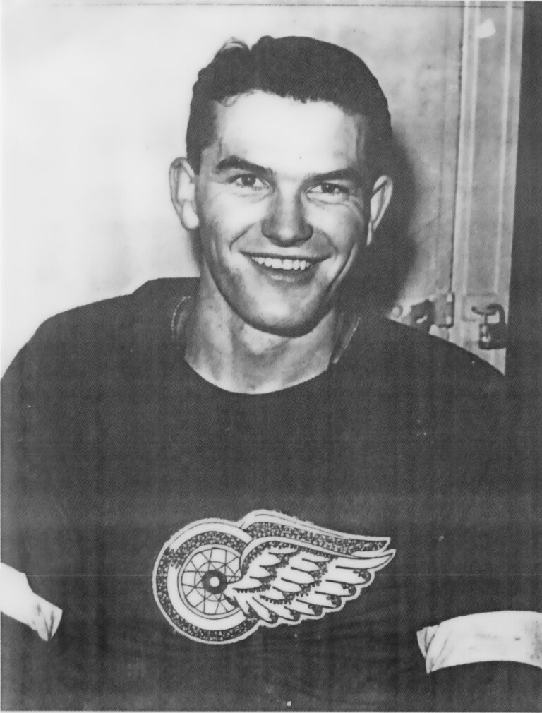 Harry Watson Hall Of Fame NHL | SPORTS TEAM HISTORY