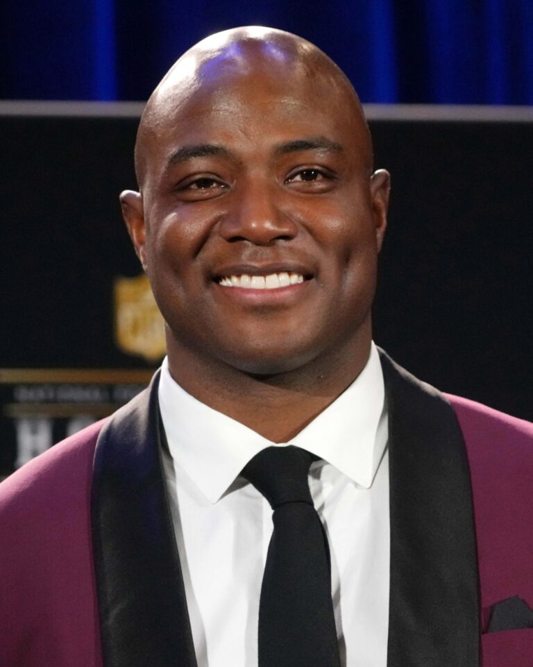 DeMarcus Ware Hall Of Fame NFL | SPORTS TEAM HISTORY
