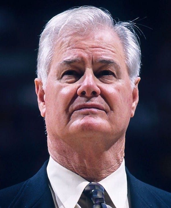 Tex Winter Hall of Fame NBA | SPORTS TEAM HISTORY